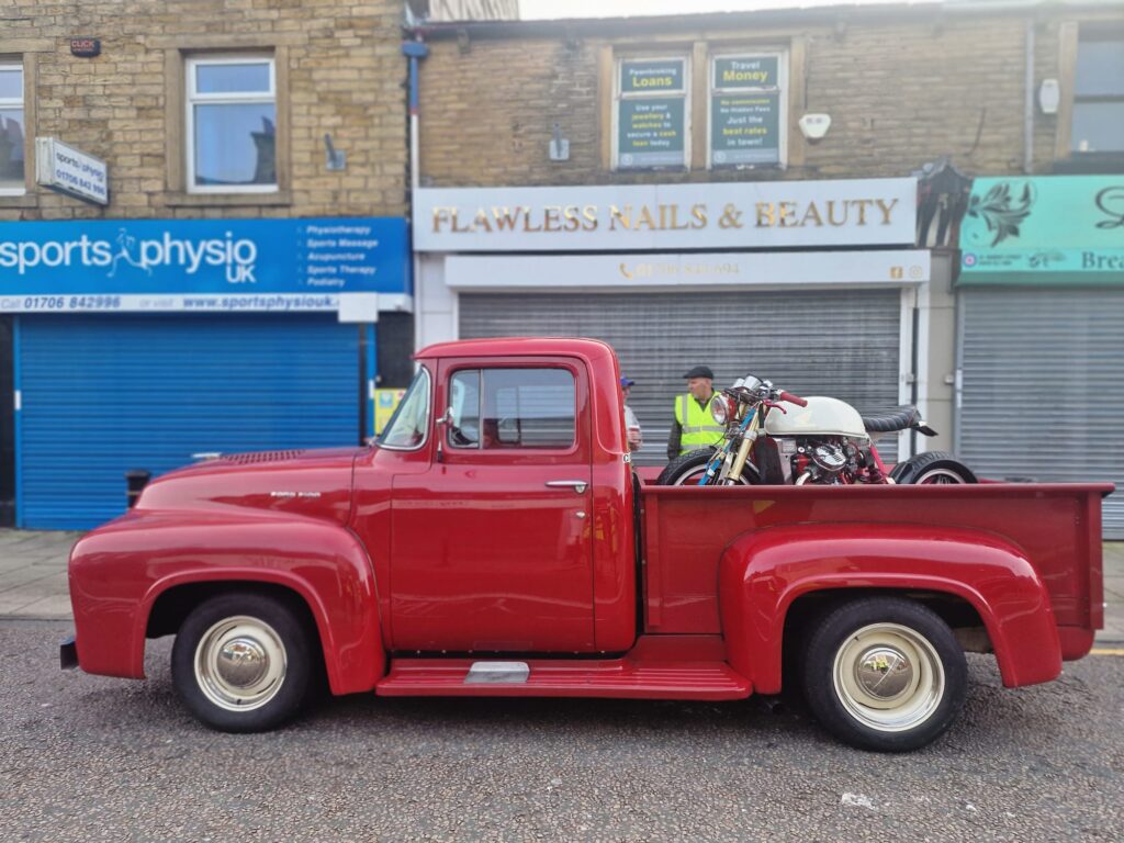 Classic Car show returns to Shaw town centre - Shaw, Crompton and ...