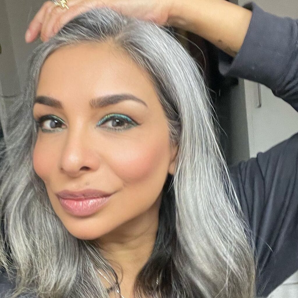 Shaw star Shobna recognised with MBE - Shaw, Crompton and Royton ...